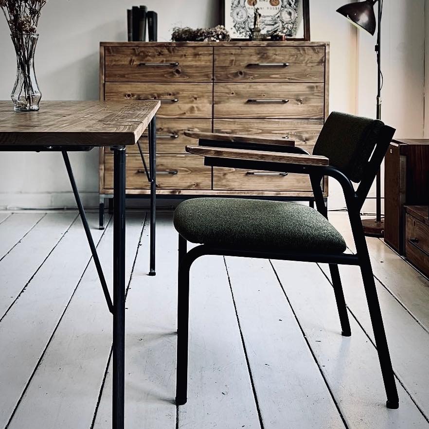 BRUNO ARMREST CHAIR-004 | Sizeee