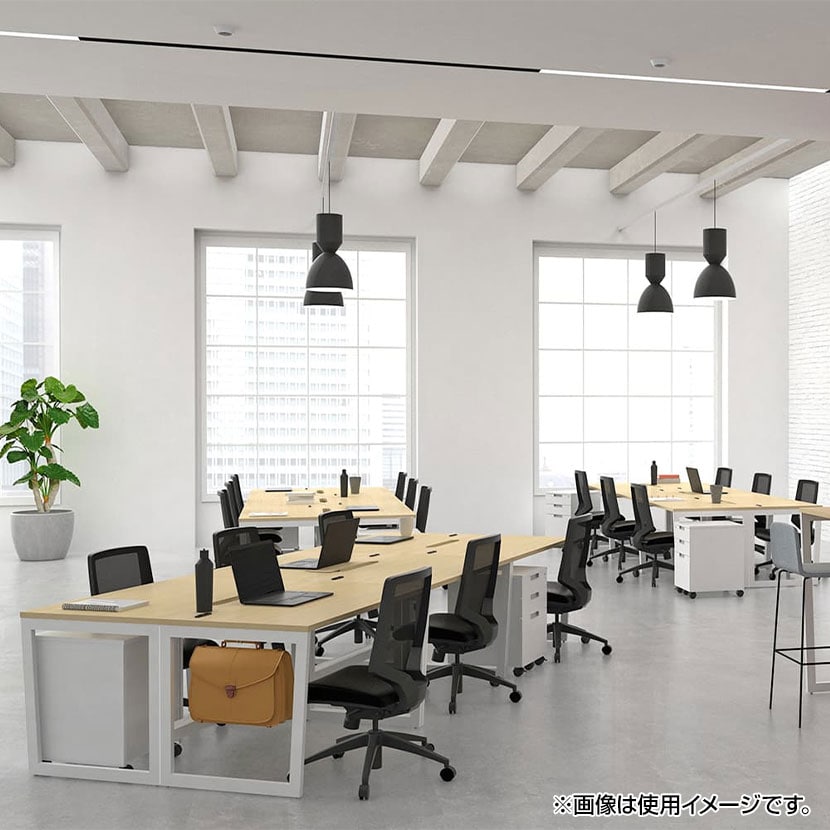 リスム Lism デスク 幅1000×奥行700×高さ720mm 2ヶ口コンセント付き | Sizeee